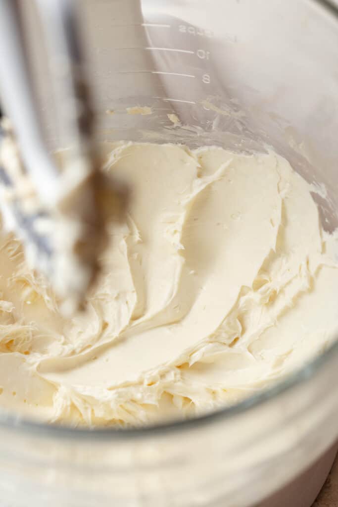 Cream Cheese Frosting without Butter – Dollop of Dough