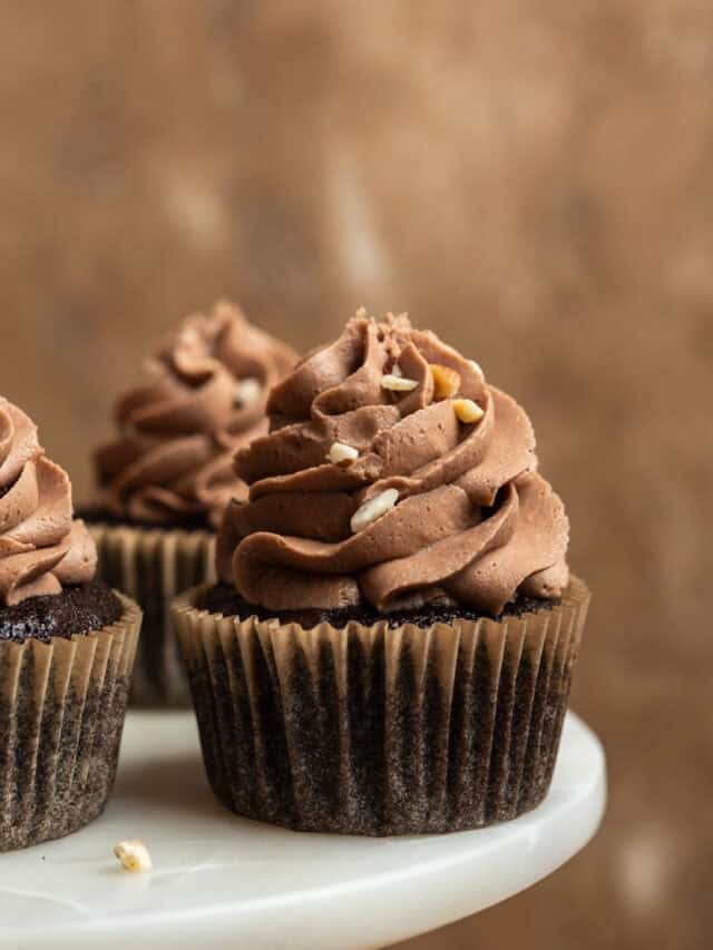 Easy Brown Sugar Cupcakes – Dollop of Dough